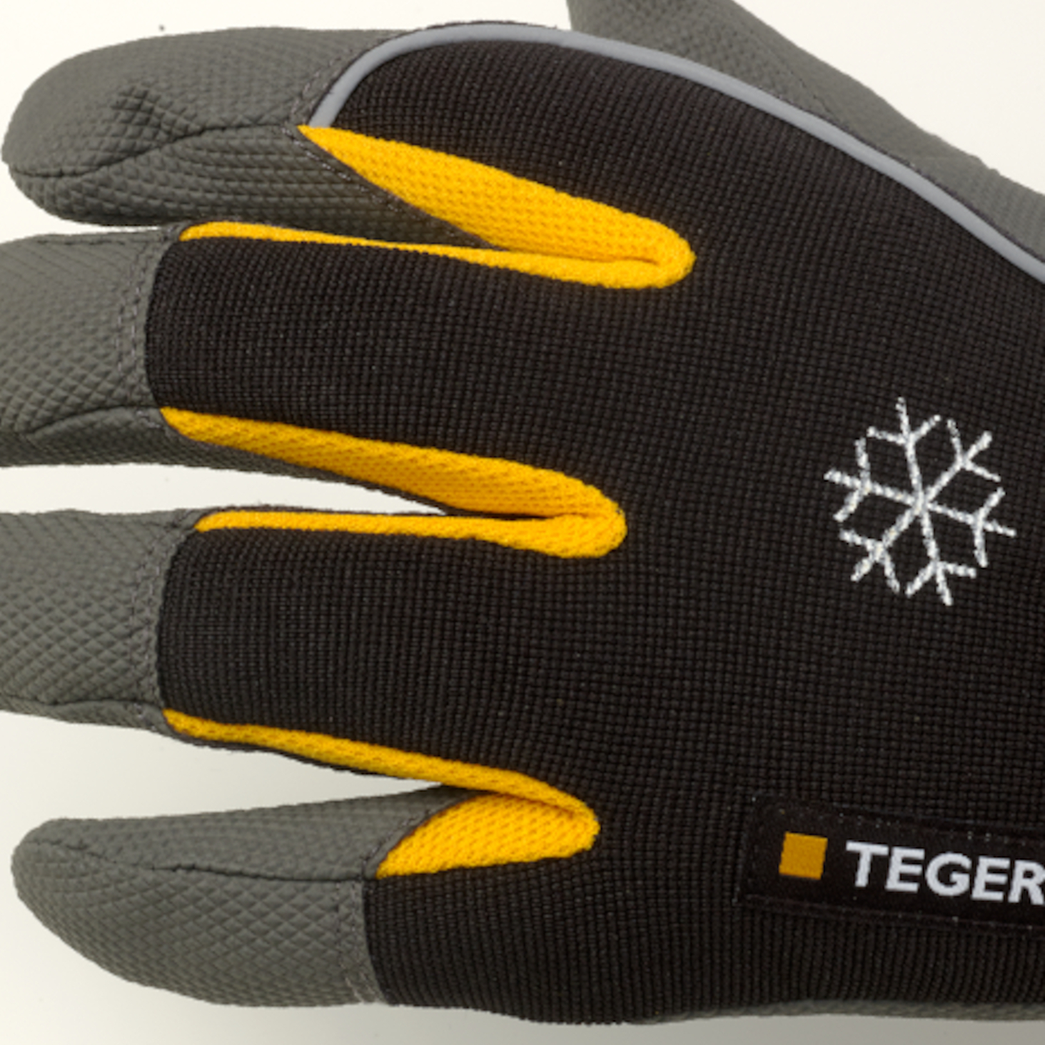 Tegera 9122 Insulated Thermal Gloves - SafetyGloves.co.uk